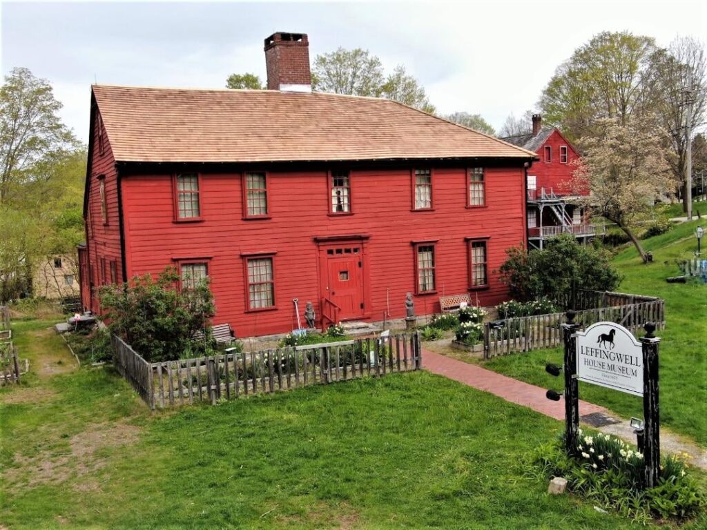 Seasonal Museum Guide Information - Norwich Historical Society